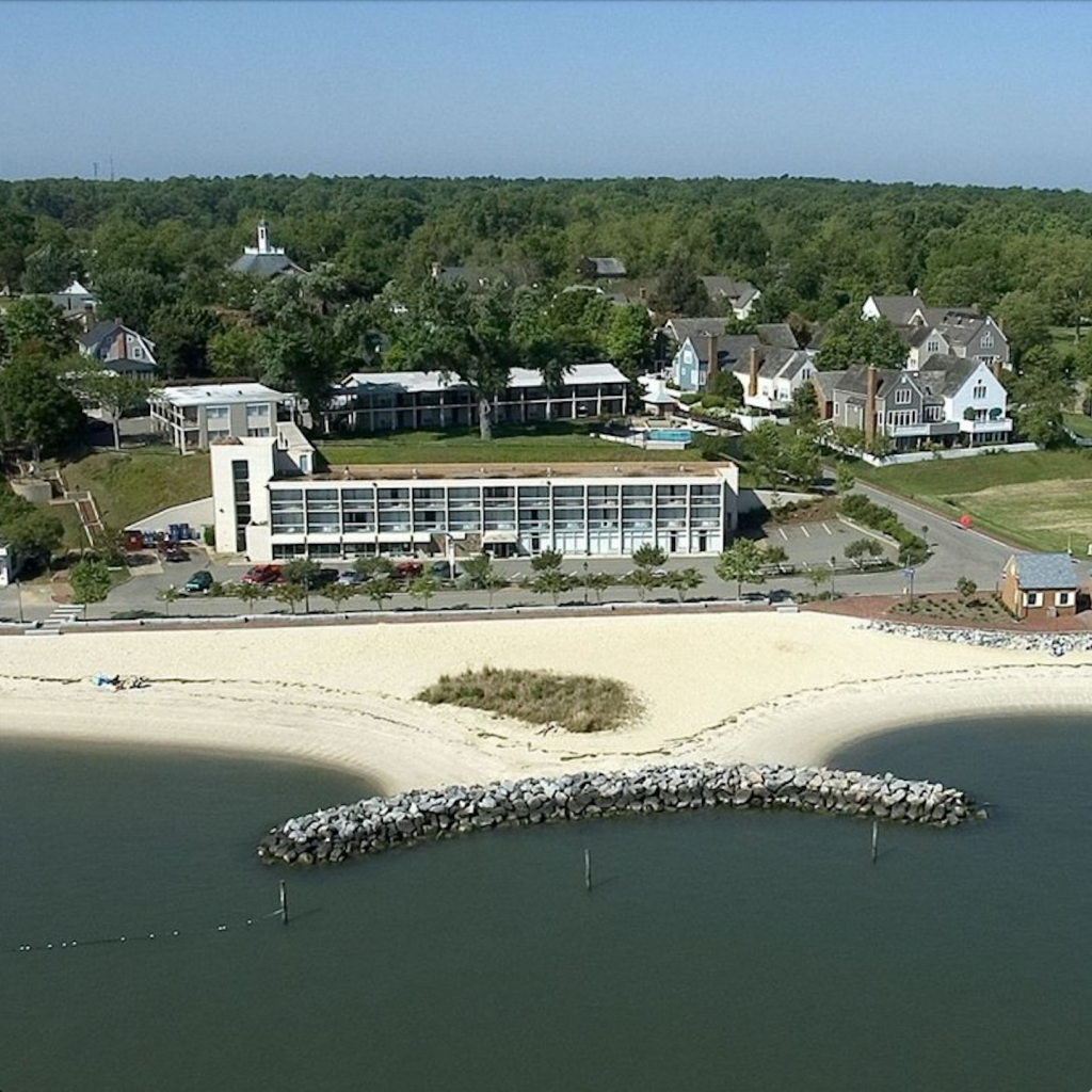 Yorktown's Duke of York Hotel sells for $3M