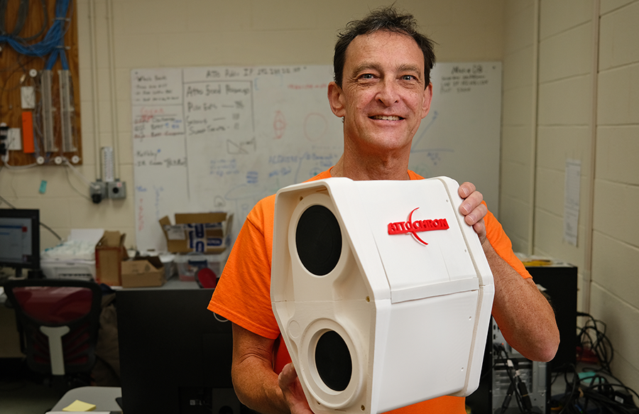 Lexington tech firm aims to bridge last-mile broadband gap