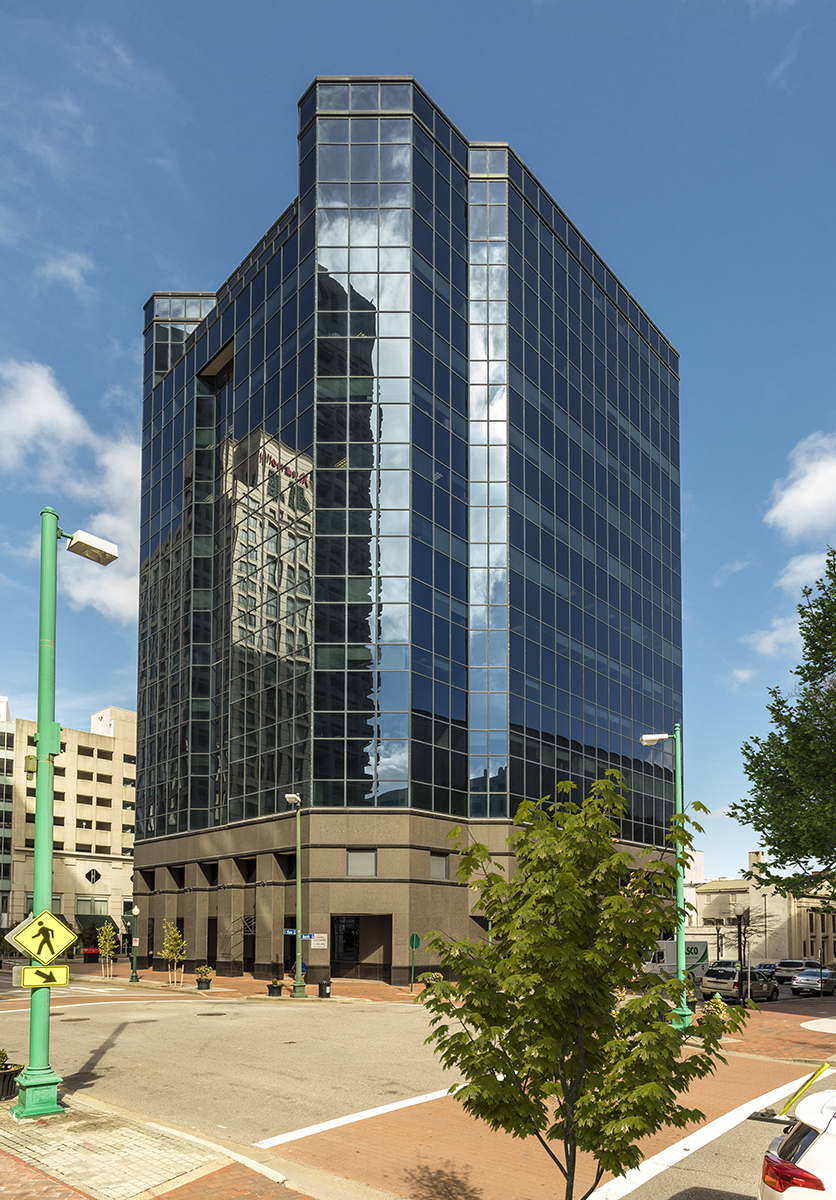 Main Street Tower in Norfolk sells for more than $18.5 million ...