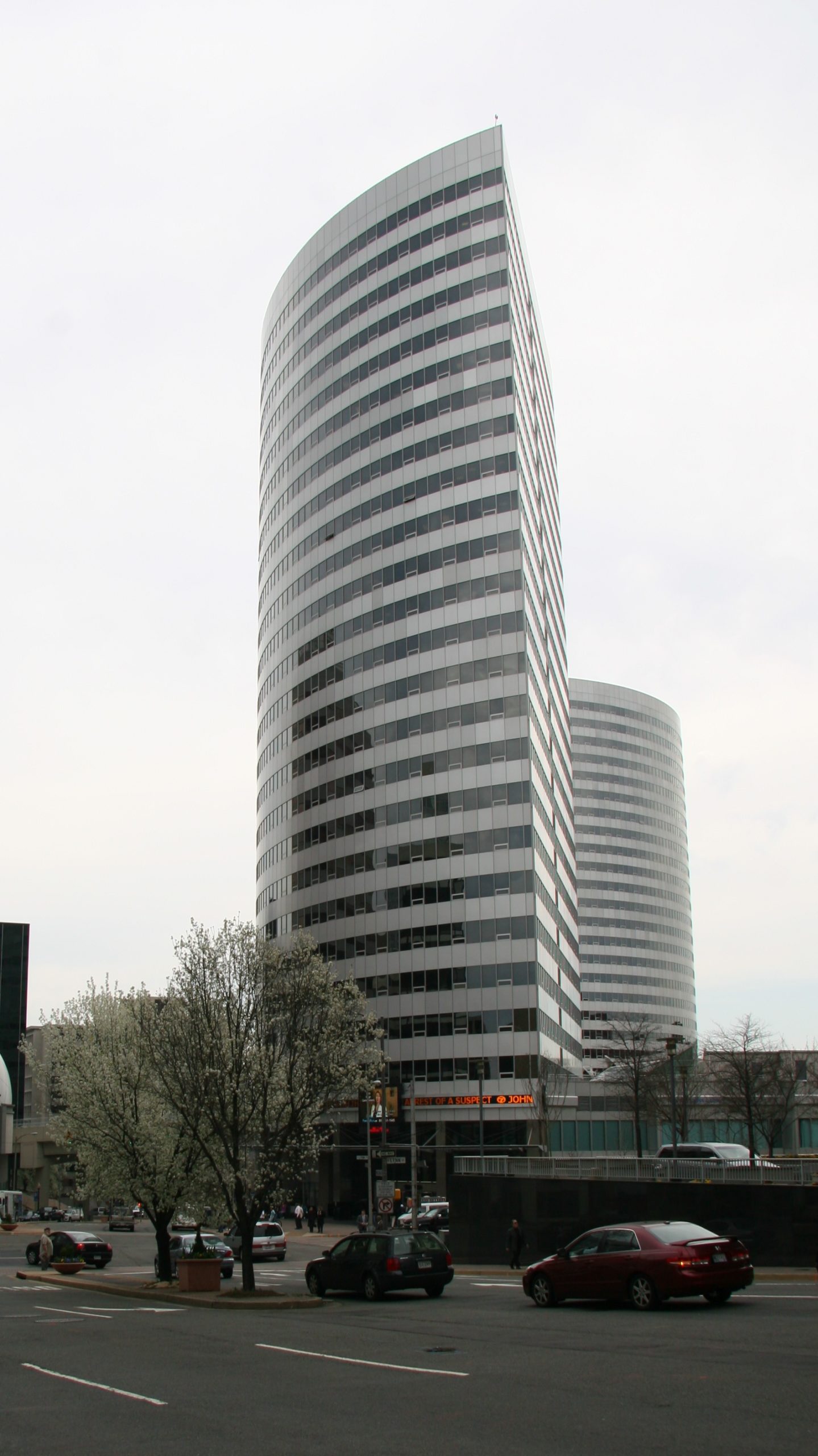 Politico signs 72,000-square-foot headquarters lease in Rosslyn ...