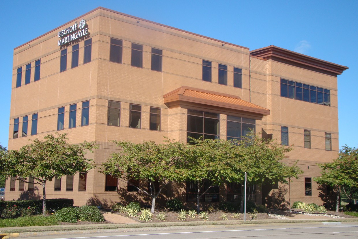 Va. Beach office building sells for $4.25M - Virginia Business